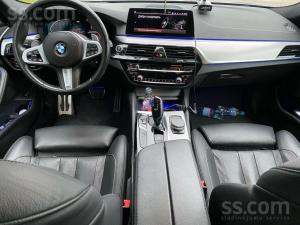 Pelēks BMW 530 2020 Rīga, ar dzinēja tilpumu 3.00 L un nobraukumu 196 tūkst. km par 27500 €, foto 22 vietnē AUTOMOTO.COM.LV