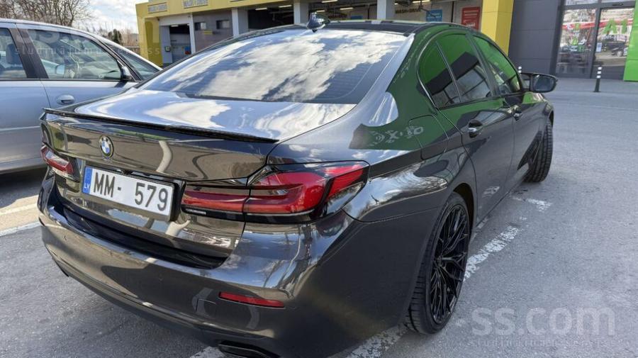 Pelēks BMW 530 2020 Rīga, ar dzinēja tilpumu 2.00 L un nobraukumu 70 tūkst. km par 35600 €, foto 2 vietnē AUTOMOTO.COM.LV