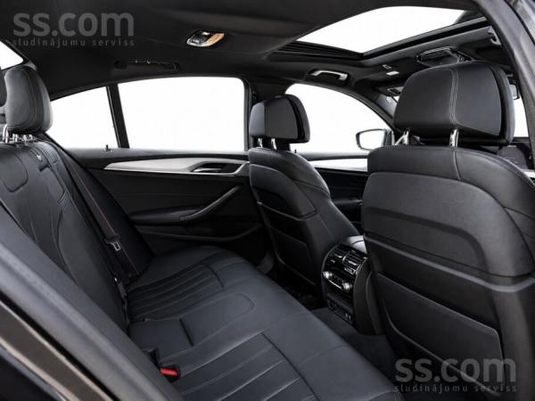 Pelēks BMW 530 2021 Rīga, ar dzinēja tilpumu 2.00 L un nobraukumu 109 tūkst. km par 36990 €, foto 8 vietnē AUTOMOTO.COM.LV