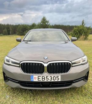 Pelēks BMW 530 2021 Viļņa, ar dzinēja tilpumu 2.00 L un nobraukumu 199 tūkst. km par 28000 €, foto 9 vietnē AUTOMOTO.COM.LV