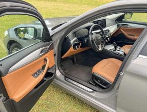 Pelēks BMW 530 2021 Viļņa, ar dzinēja tilpumu 2.00 L un nobraukumu 199 tūkst. km par 28000 €, foto 15 vietnē AUTOMOTO.COM.LV