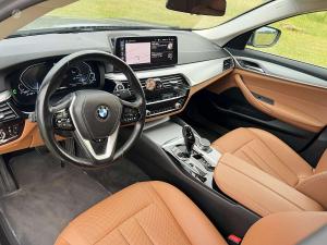 Pelēks BMW 530 2021 Viļņa, ar dzinēja tilpumu 2.00 L un nobraukumu 199 tūkst. km par 28000 €, foto 16 vietnē AUTOMOTO.COM.LV