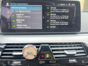 Pelēks BMW 530 2021 Viļņa, ar dzinēja tilpumu 2.00 L un nobraukumu 199 tūkst. km par 28000 €, foto 22 vietnē AUTOMOTO.COM.LV