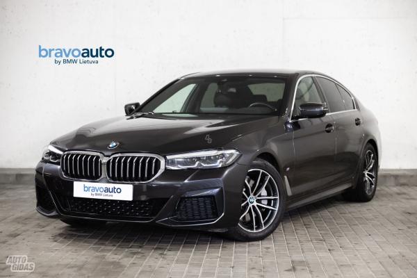 Grey BMW 530 2021 in Vilnius, with an engine capacity of 2.00 L and mileage of 58 thousand km for 37991 €, photo 1 on AUTOMOTO.COM.LV