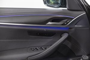 Pelēks BMW 530 2021 Viļņa, ar dzinēja tilpumu 2.00 L un nobraukumu 58 tūkst. km par 37991 €, foto 18 vietnē AUTOMOTO.COM.LV