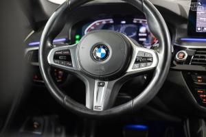 Pelēks BMW 530 2021 Viļņa, ar dzinēja tilpumu 2.00 L un nobraukumu 58 tūkst. km par 37991 €, foto 22 vietnē AUTOMOTO.COM.LV