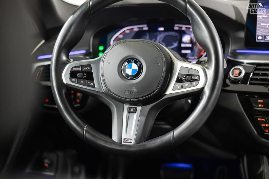 Pelēks BMW 530 2021 Viļņa, ar dzinēja tilpumu 2.00 L un nobraukumu 58 tūkst. km par 37991 €, foto 22 vietnē AUTOMOTO.COM.LV