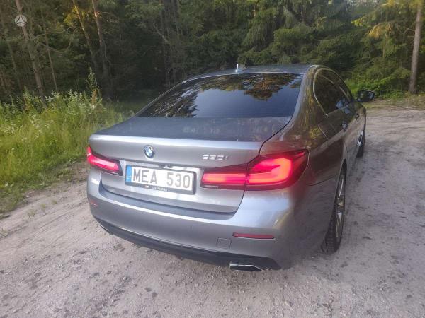 Pelēks BMW 530 2022 Viļņa, ar dzinēja tilpumu 2.00 L un nobraukumu 122 tūkst. km par 28000 €, foto 8 vietnē AUTOMOTO.COM.LV