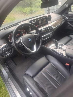 Pelēks BMW 530 2022 Viļņa, ar dzinēja tilpumu 2.00 L un nobraukumu 122 tūkst. km par 28000 €, foto 10 vietnē AUTOMOTO.COM.LV