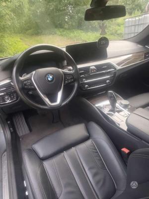 Pelēks BMW 530 2022 Viļņa, ar dzinēja tilpumu 2.00 L un nobraukumu 122 tūkst. km par 28000 €, foto 12 vietnē AUTOMOTO.COM.LV