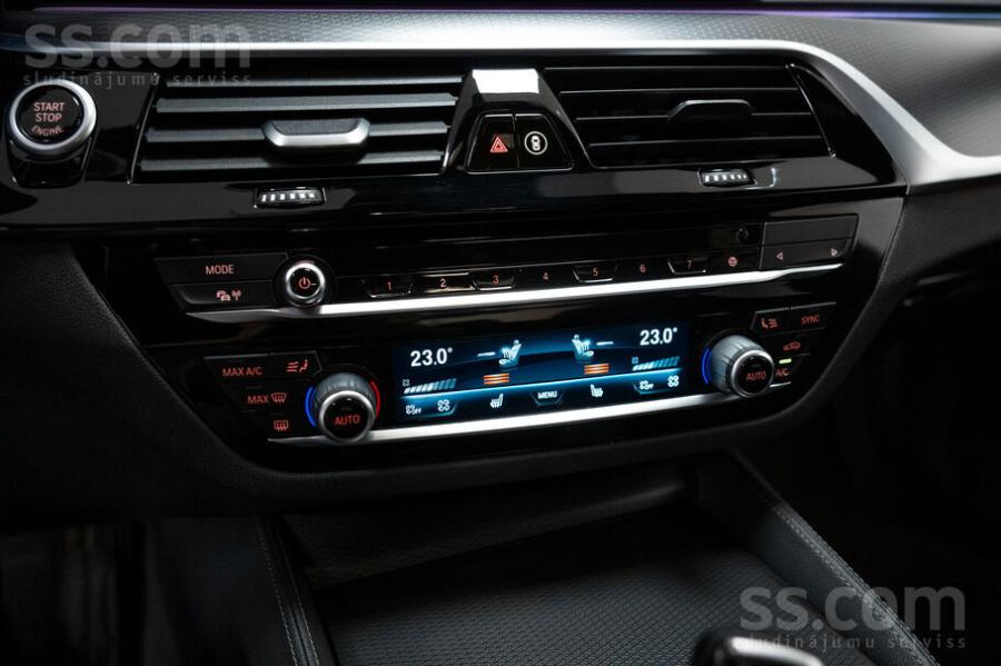 Pelēks BMW 530 2022 Rīga, ar dzinēja tilpumu 2.00 L un nobraukumu 63 tūkst. km par 38500 €, foto 23 vietnē AUTOMOTO.COM.LV
