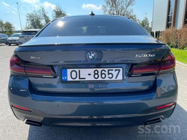 Серый БМВ 530 2023 в Рига, объемом двигателя 2.00 л и пробегом 81 тыс. км за 37500 €, фото 4 на AUTOMOTO.COM.LV