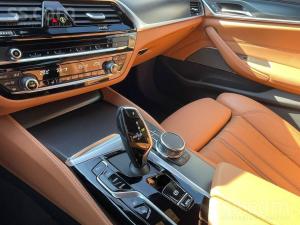 Pelēks BMW 530 2023 Rīga, ar dzinēja tilpumu 2.00 L un nobraukumu 81 tūkst. km par 37500 €, foto 12 vietnē AUTOMOTO.COM.LV