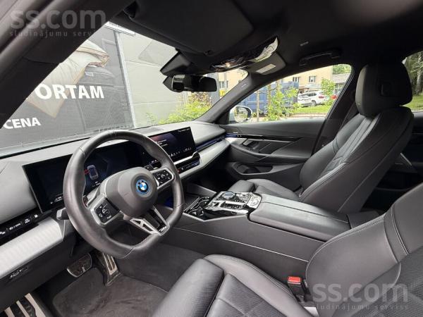 Pelēks BMW 530 2024 Rīga, ar dzinēja tilpumu 2.00 L un nobraukumu 30 tūkst. km par 51500 €, foto 8 vietnē AUTOMOTO.COM.LV