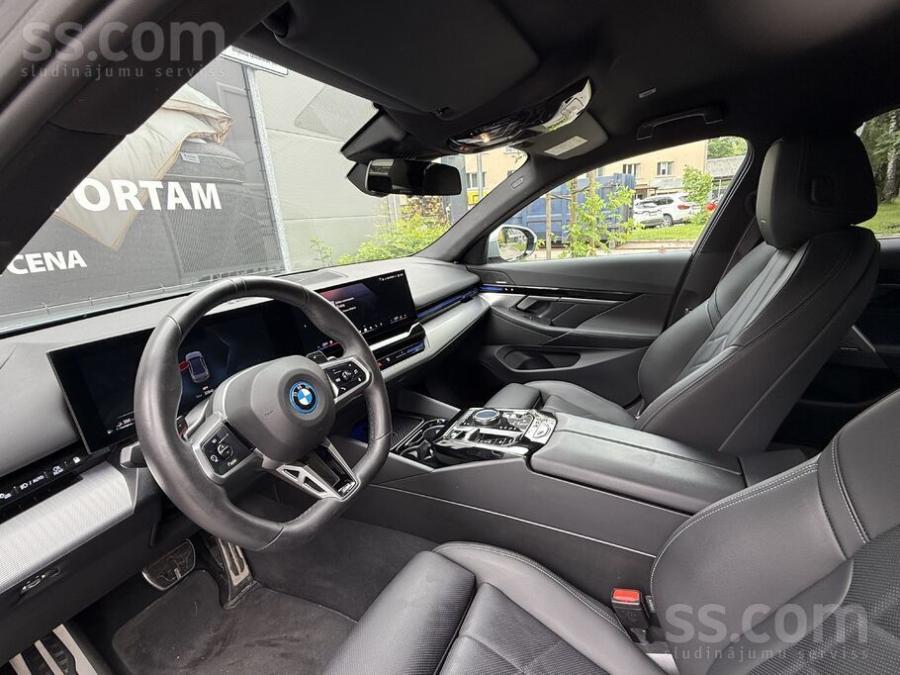 Pelēks BMW 530 2024 Rīga, ar dzinēja tilpumu 2.00 L un nobraukumu 30 tūkst. km par 51500 €, foto 9 vietnē AUTOMOTO.COM.LV