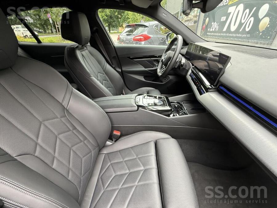 Pelēks BMW 530 2024 Rīga, ar dzinēja tilpumu 2.00 L un nobraukumu 30 tūkst. km par 51500 €, foto 10 vietnē AUTOMOTO.COM.LV