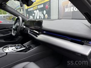 Pelēks BMW 530 2024 Rīga, ar dzinēja tilpumu 2.00 L un nobraukumu 30 tūkst. km par 51500 €, foto 11 vietnē AUTOMOTO.COM.LV