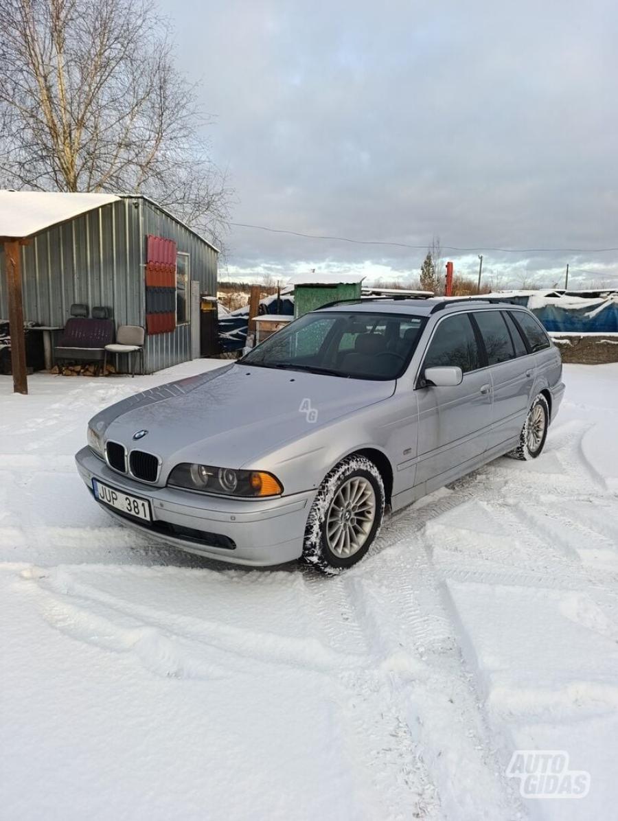 Grey BMW 530 2000 in Panevezys, with an engine capacity of 3.00 L and mileage of 400 thousand km for 1300 €, photo 13 on AUTOMOTO.COM.LV