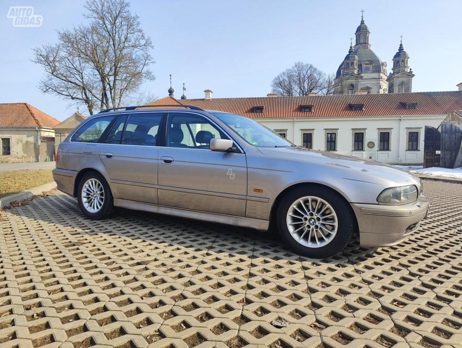 Grey BMW 530 2000 in Kaunas, with an engine capacity of 2.90 L and mileage of 348 thousand km for 1800 €, photo 4 on AUTOMOTO.COM.LV