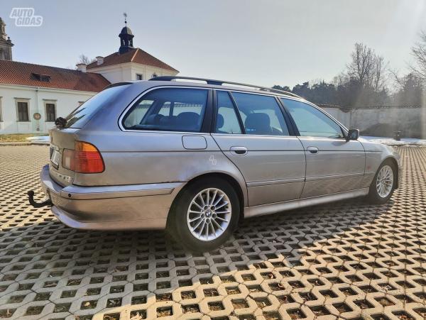 Pelēks BMW 530 2000 Kauņa, ar dzinēja tilpumu 2.90 L un nobraukumu 348 tūkst. km par 1800 €, foto 5 vietnē AUTOMOTO.COM.LV