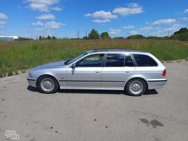 Grey BMW 530 2000 in Vilnius, with an engine capacity of 2.90 L and mileage of 308 thousand km for 1300 €, photo 6 on AUTOMOTO.COM.LV