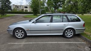 Pelēks BMW 530 2000 Kretinga, ar dzinēja tilpumu 3.00 L un nobraukumu 300 tūkst. km par 1400 €, foto 3 vietnē AUTOMOTO.COM.LV