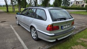 Pelēks BMW 530 2000 Kretinga, ar dzinēja tilpumu 3.00 L un nobraukumu 300 tūkst. km par 1400 €, foto 4 vietnē AUTOMOTO.COM.LV