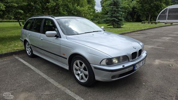 Pelēks BMW 530 2000 Kretinga, ar dzinēja tilpumu 3.00 L un nobraukumu 300 tūkst. km par 1400 €, foto 7 vietnē AUTOMOTO.COM.LV