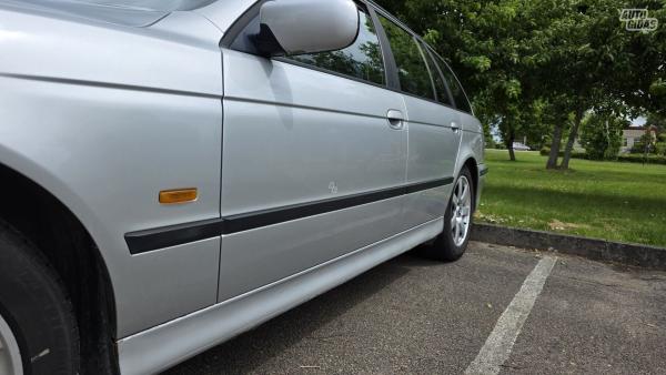 Pelēks BMW 530 2000 Kretinga, ar dzinēja tilpumu 3.00 L un nobraukumu 300 tūkst. km par 1400 €, foto 10 vietnē AUTOMOTO.COM.LV