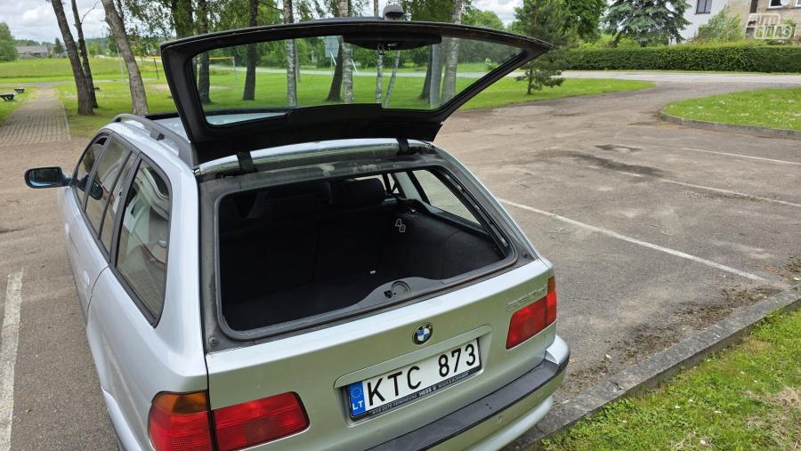 Pelēks BMW 530 2000 Kretinga, ar dzinēja tilpumu 3.00 L un nobraukumu 300 tūkst. km par 1400 €, foto 13 vietnē AUTOMOTO.COM.LV