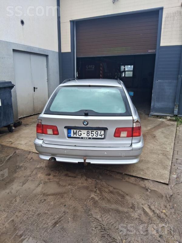 Pelēks BMW 530 2000 Aizkraukle, ar dzinēja tilpumu 3.00 L un nobraukumu 449 tūkst. km par 1850 €, foto 4 vietnē AUTOMOTO.COM.LV