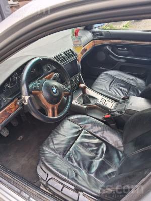 Grey BMW 530 2000 in Aizkraukle, with an engine capacity of 3.00 L and mileage of 449 thousand km for 1850 €, photo 9 on AUTOMOTO.COM.LV
