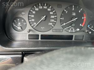 Pelēks BMW 530 2000 Madona, ar dzinēja tilpumu 3.00 L un nobraukumu 450 tūkst. km par 4100 €, foto 9 vietnē AUTOMOTO.COM.LV