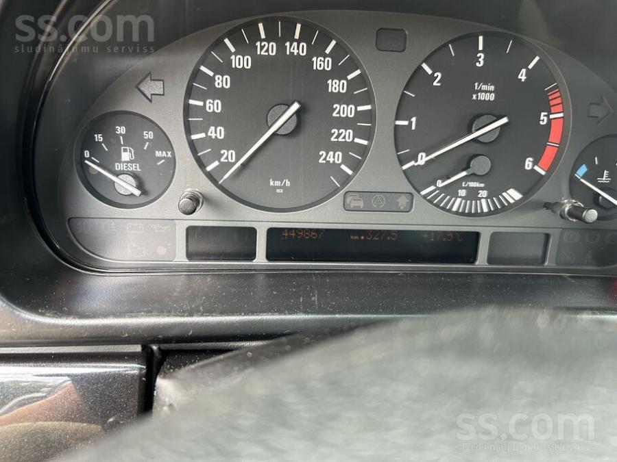 Pelēks BMW 530 2000 Madona, ar dzinēja tilpumu 3.00 L un nobraukumu 450 tūkst. km par 4100 €, foto 9 vietnē AUTOMOTO.COM.LV