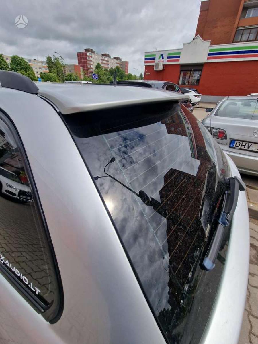 Grey BMW 530 2000 in Klaipeda, with an engine capacity of 2.93 L and mileage of 474 thousand km for 2500 €, photo 19 on AUTOMOTO.COM.LV