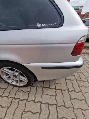 Grey BMW 530 2000 in Klaipeda, with an engine capacity of 2.93 L and mileage of 474 thousand km for 2500 €, photo 22 on AUTOMOTO.COM.LV