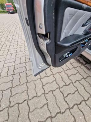 Grey BMW 530 2000 in Klaipeda, with an engine capacity of 2.93 L and mileage of 474 thousand km for 2500 €, photo 30 on AUTOMOTO.COM.LV