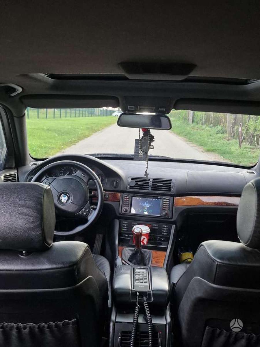Grey BMW 530 2000 in Klaipeda, with an engine capacity of 2.93 L and mileage of 474 thousand km for 2500 €, photo 31 on AUTOMOTO.COM.LV