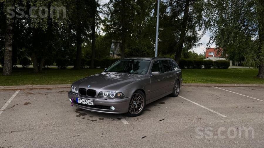 Pelēks BMW 530 2001 Bauska, ar dzinēja tilpumu 3.00 L un nobraukumu 439 tūkst. km par 3100 €, foto 1 vietnē AUTOMOTO.COM.LV