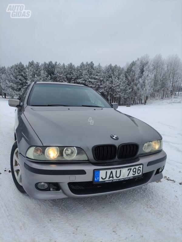Pelēks BMW 530 2001 Alīta, ar dzinēja tilpumu 2.50 L un nobraukumu 400 tūkst. km par 1300 €, foto 5 vietnē AUTOMOTO.COM.LV