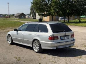 Pelēks BMW 530 2001 Šauļi, ar dzinēja tilpumu 2.90 L un nobraukumu 375 tūkst. km par 1650 €, foto 5 vietnē AUTOMOTO.COM.LV