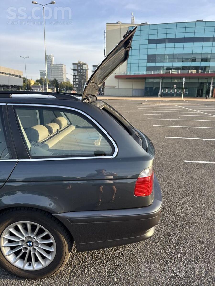 Pelēks BMW 530 2001 Rīga, ar dzinēja tilpumu 3.00 L un nobraukumu 259 tūkst. km par 4500 €, foto 12 vietnē AUTOMOTO.COM.LV