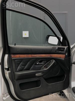 Pelēks BMW 530 2001 Kuldīga, ar dzinēja tilpumu 3.00 L un nobraukumu 466 tūkst. km par 3500 €, foto 12 vietnē AUTOMOTO.COM.LV