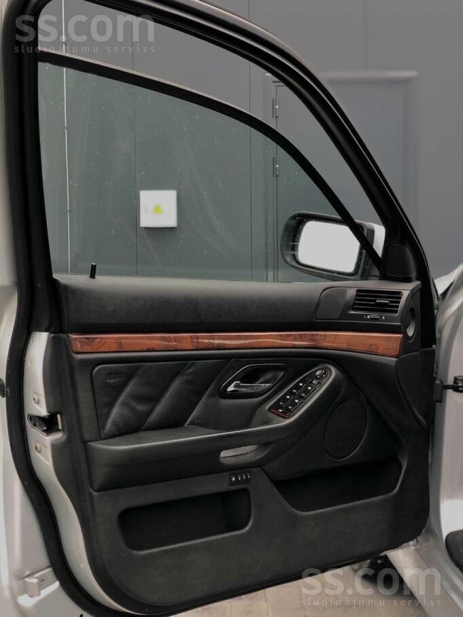 Pelēks BMW 530 2001 Kuldīga, ar dzinēja tilpumu 3.00 L un nobraukumu 466 tūkst. km par 3500 €, foto 12 vietnē AUTOMOTO.COM.LV