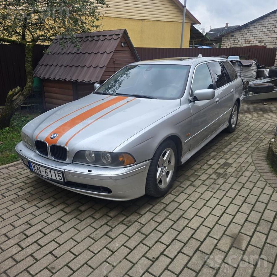 Pelēks BMW 530 2001 Daugavpils, ar dzinēja tilpumu 3.00 L un nobraukumu 311 tūkst. km par 1350 €, foto 1 vietnē AUTOMOTO.COM.LV