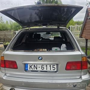 Pelēks BMW 530 2001 Daugavpils, ar dzinēja tilpumu 3.00 L un nobraukumu 311 tūkst. km par 1350 €, foto 7 vietnē AUTOMOTO.COM.LV