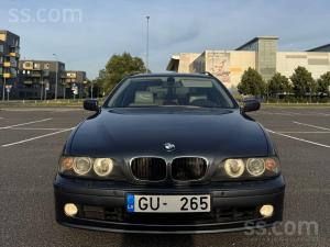 Pelēks BMW 530 2001 Rīga, ar dzinēja tilpumu 3.00 L un nobraukumu 259 tūkst. km par 3950 €, foto  vietnē AUTOMOTO.COM.LV