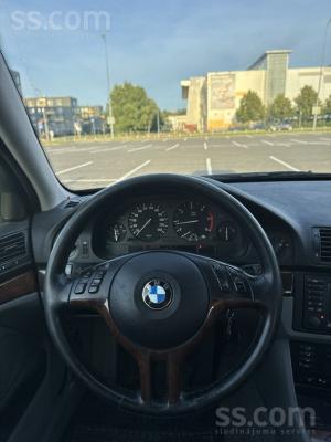 Pelēks BMW 530 2001 Rīga, ar dzinēja tilpumu 3.00 L un nobraukumu 259 tūkst. km par 3950 €, foto 4 vietnē AUTOMOTO.COM.LV