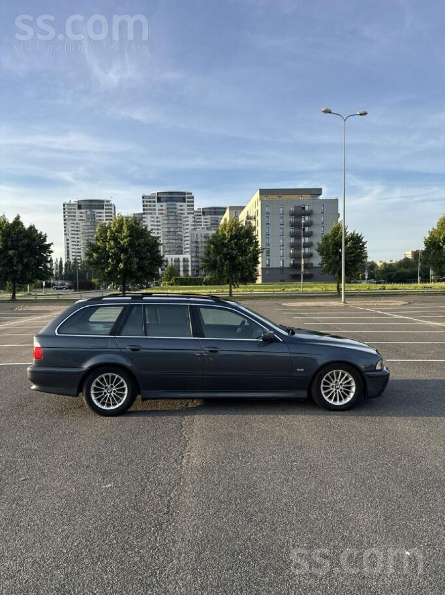 Pelēks BMW 530 2001 Rīga, ar dzinēja tilpumu 3.00 L un nobraukumu 259 tūkst. km par 3950 €, foto 10 vietnē AUTOMOTO.COM.LV