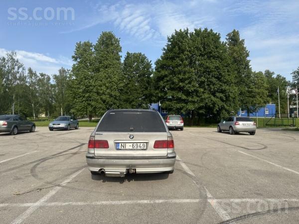 Pelēks BMW 530 2002 Preiļi, ar dzinēja tilpumu 3.00 L un nobraukumu 550 tūkst. km par 1199 €, foto 2 vietnē AUTOMOTO.COM.LV